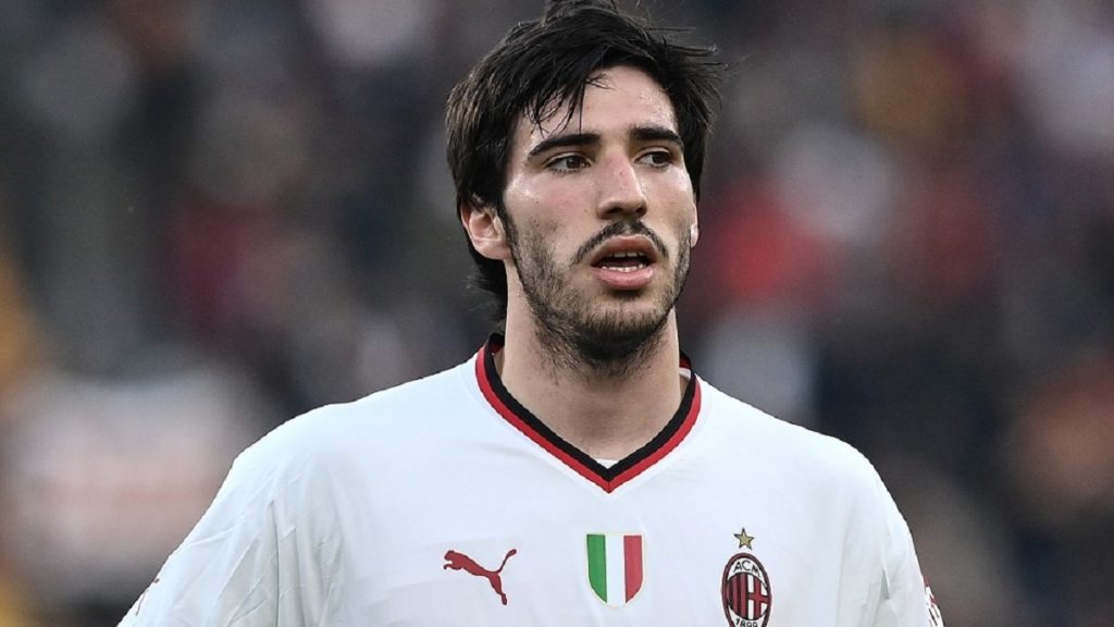 Tonali diventa papà, che gioia per l'ex giocatore del Milan! Il post ...
