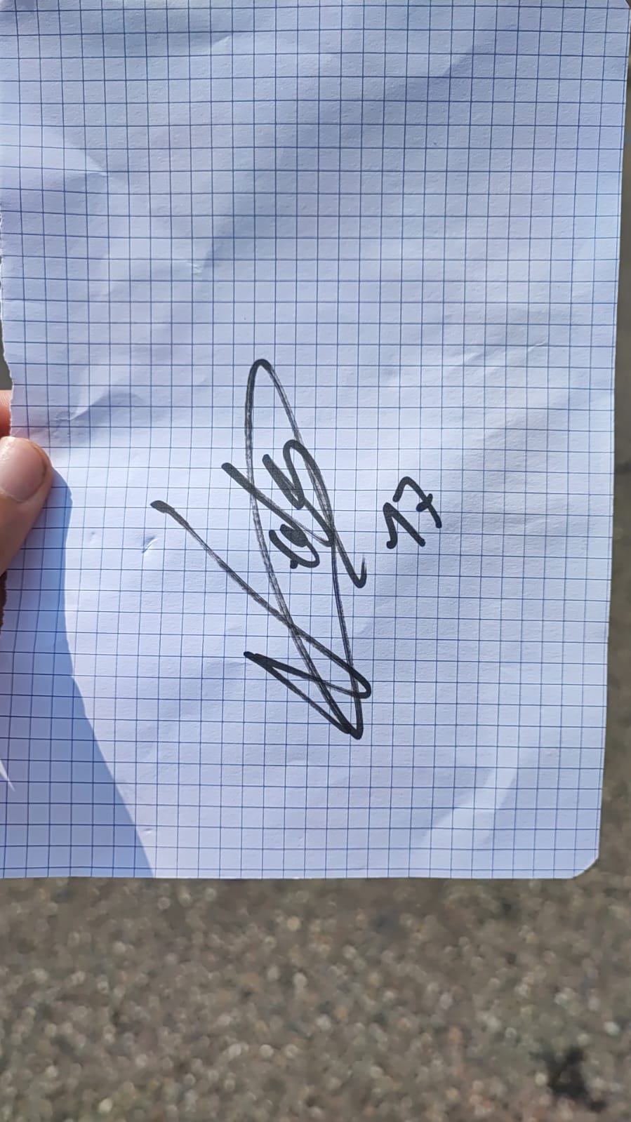 Numero maglia Okafor Milan: l'indizio arriva da un autografo!