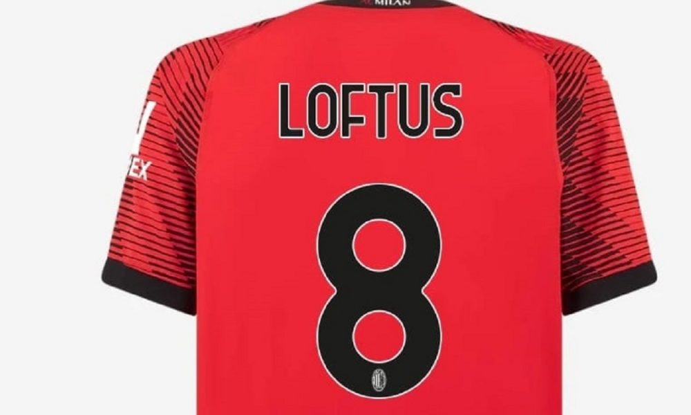 Loftus Cheek Milan: l'inglese posa con la nuova maglia