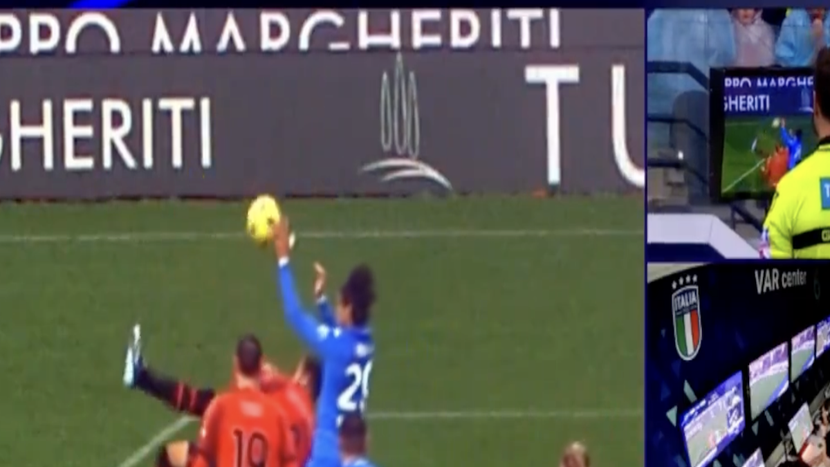 Empoli Milan, rigore solare: Maleh la prende con la mano! VIDEO